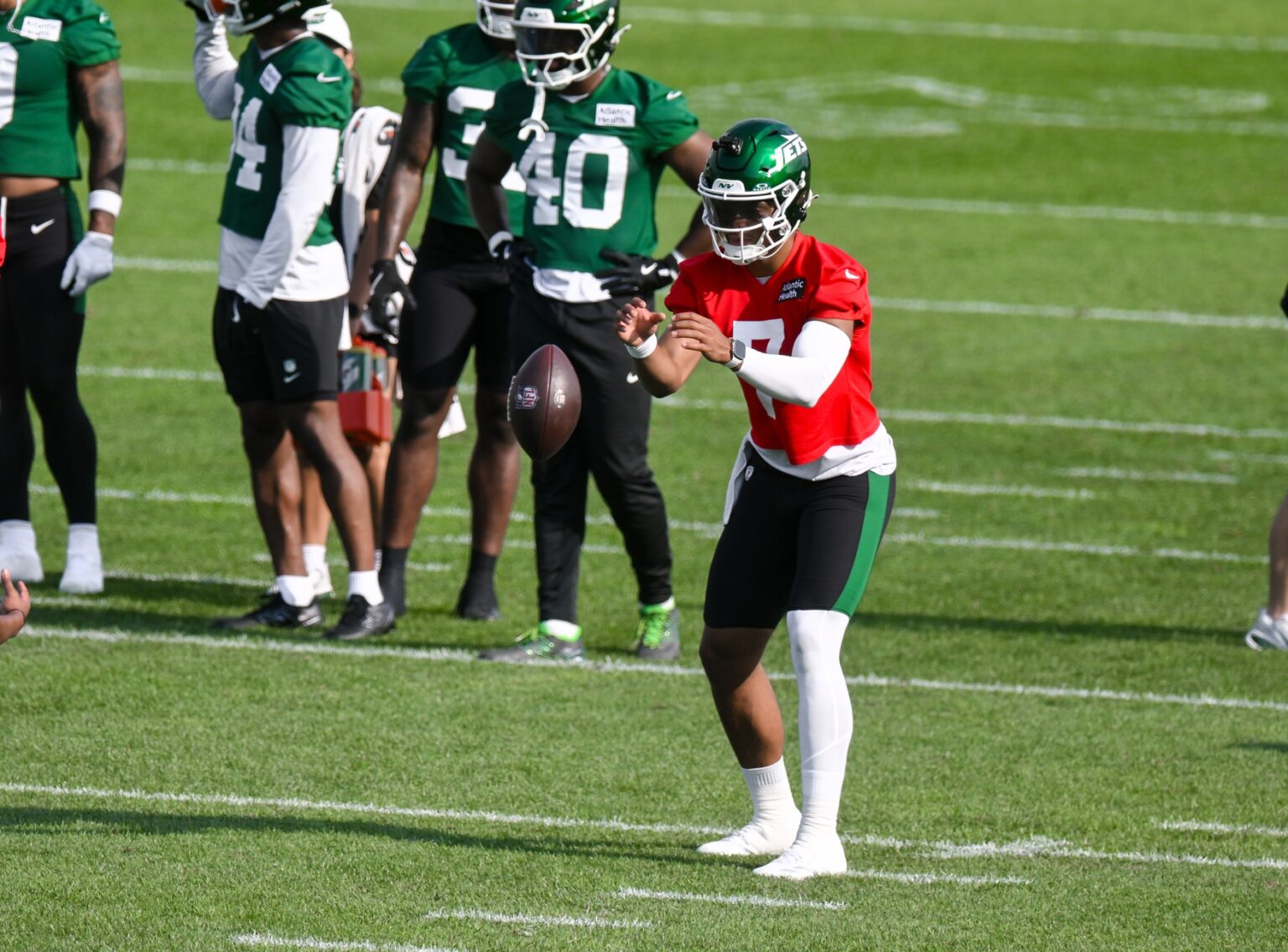 Justin Fields Injury Update: Day to Day